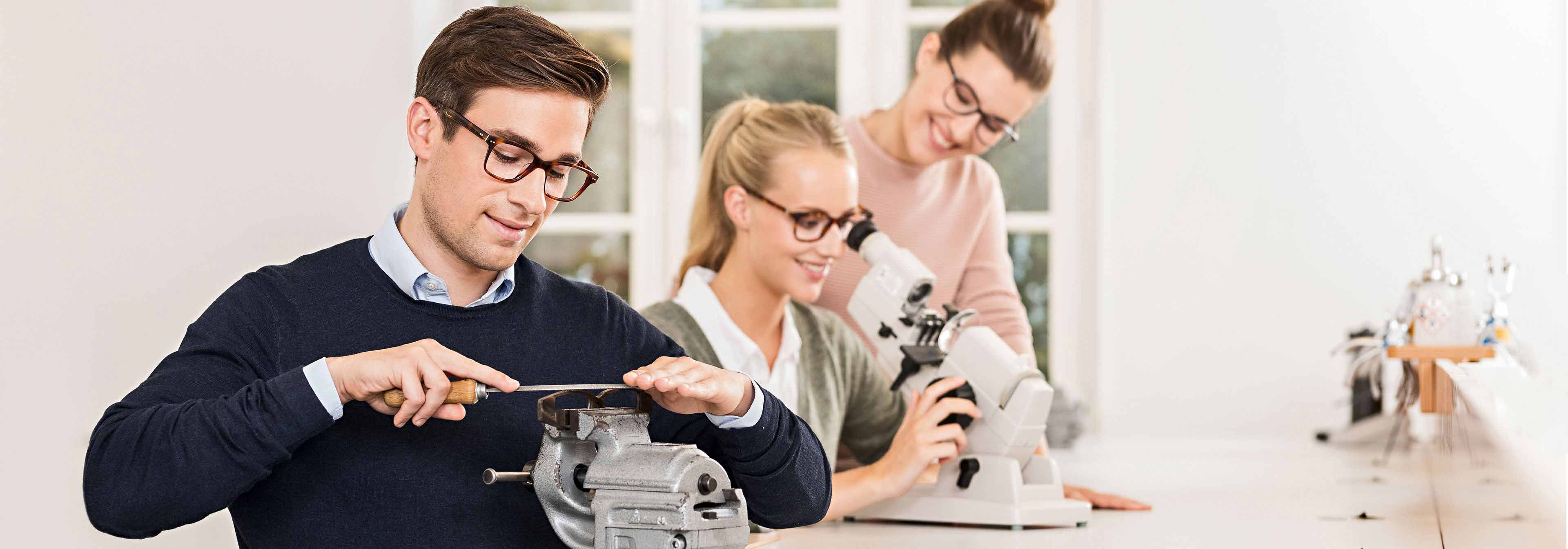 Optiker werden: eine Ausbildung mit Zukunft.